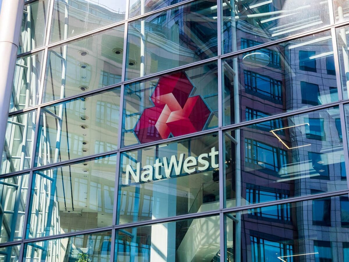 Pound Sterling’s “Cupboard is Bare” Warns NatWest 2026 Forecast - The ...